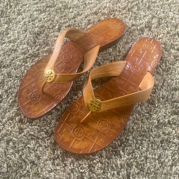 Tory Burch | Shoes | Tory Burch Thora Thong Flip Flop | Poshmark